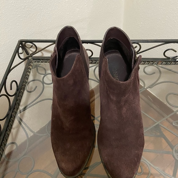 Vionic | Shoes | Vionic Brown Suede Booties | Poshmark